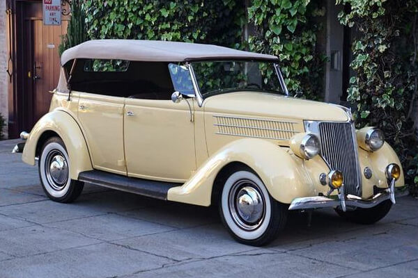 Affordable Classic Car Rental In Riverside | Byrd Limousine Service